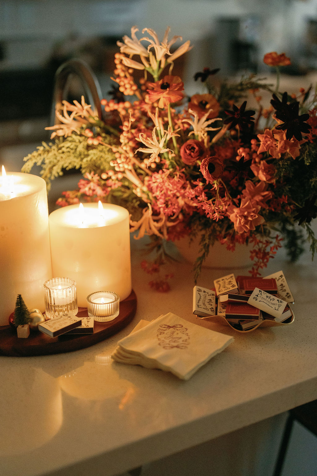 Holiday Chic-mas Party | meagbreanneevents.com