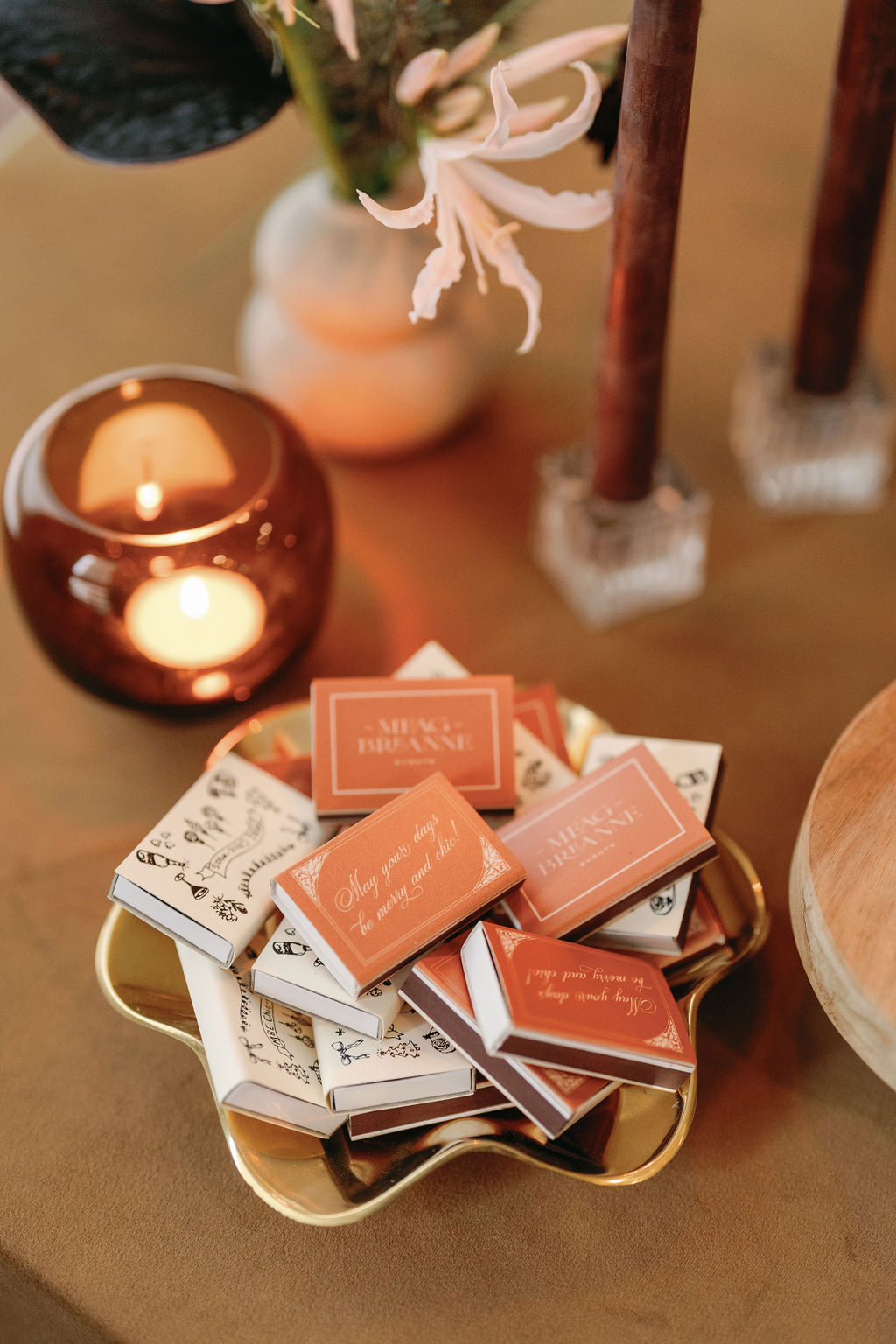 Holiday Chic-mas Party | meagbreanneevents.com
